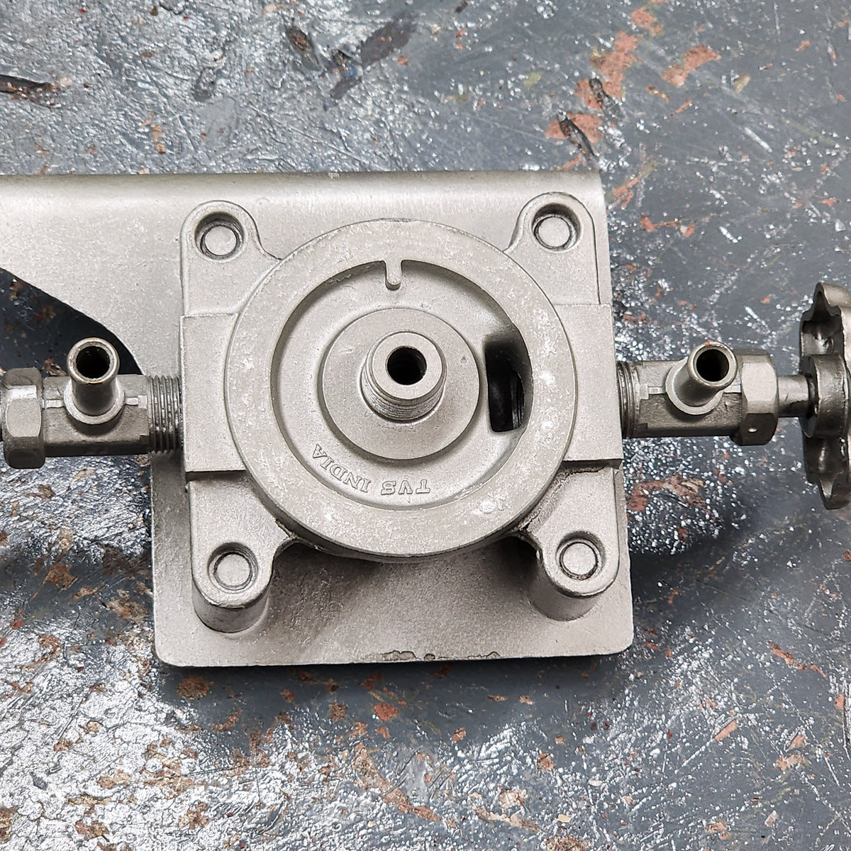 Cummins ISL Diesel Engine Oil Filter Head 020416300 For Sale – CA Truck ...