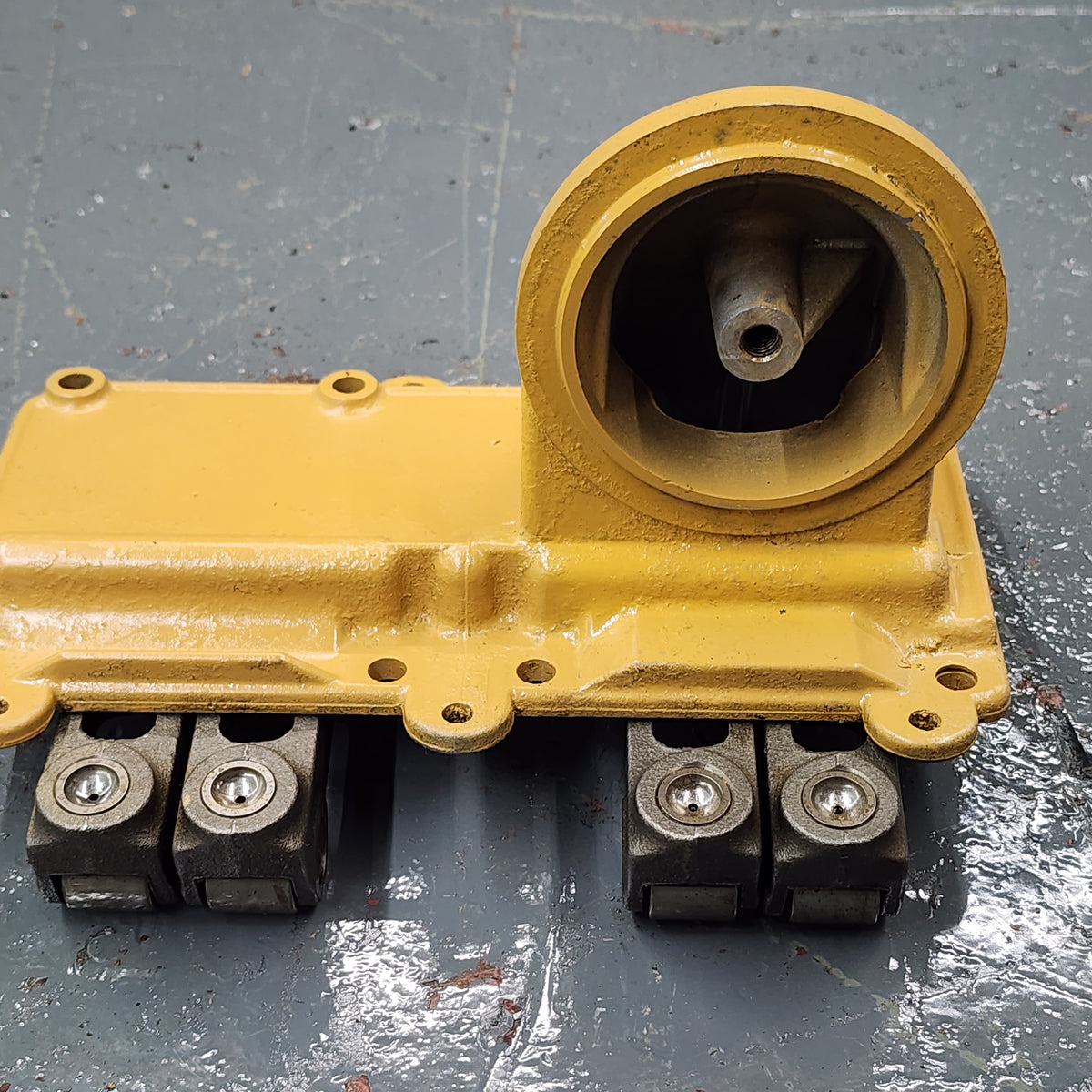 Caterpillar C7 Diesel Engine CAM Follower with Breather Side Mount Cov ...