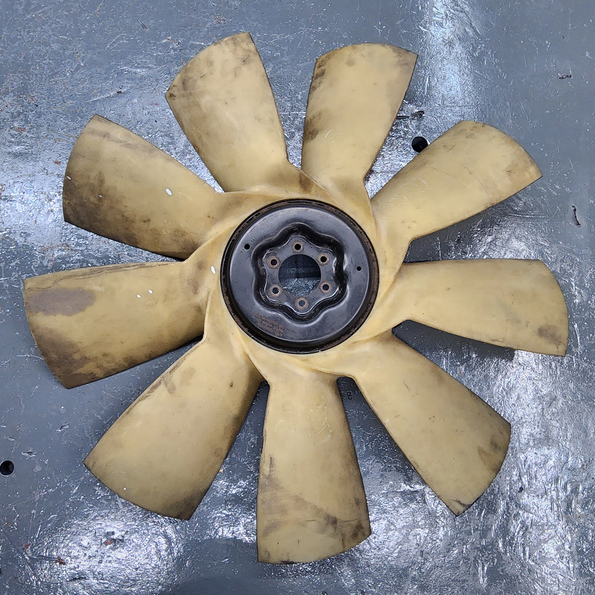 Borg Warner Detroit DD13 FAN BLADE PA6-GF30, 32 INCHES, 9 BLADES – CA ...