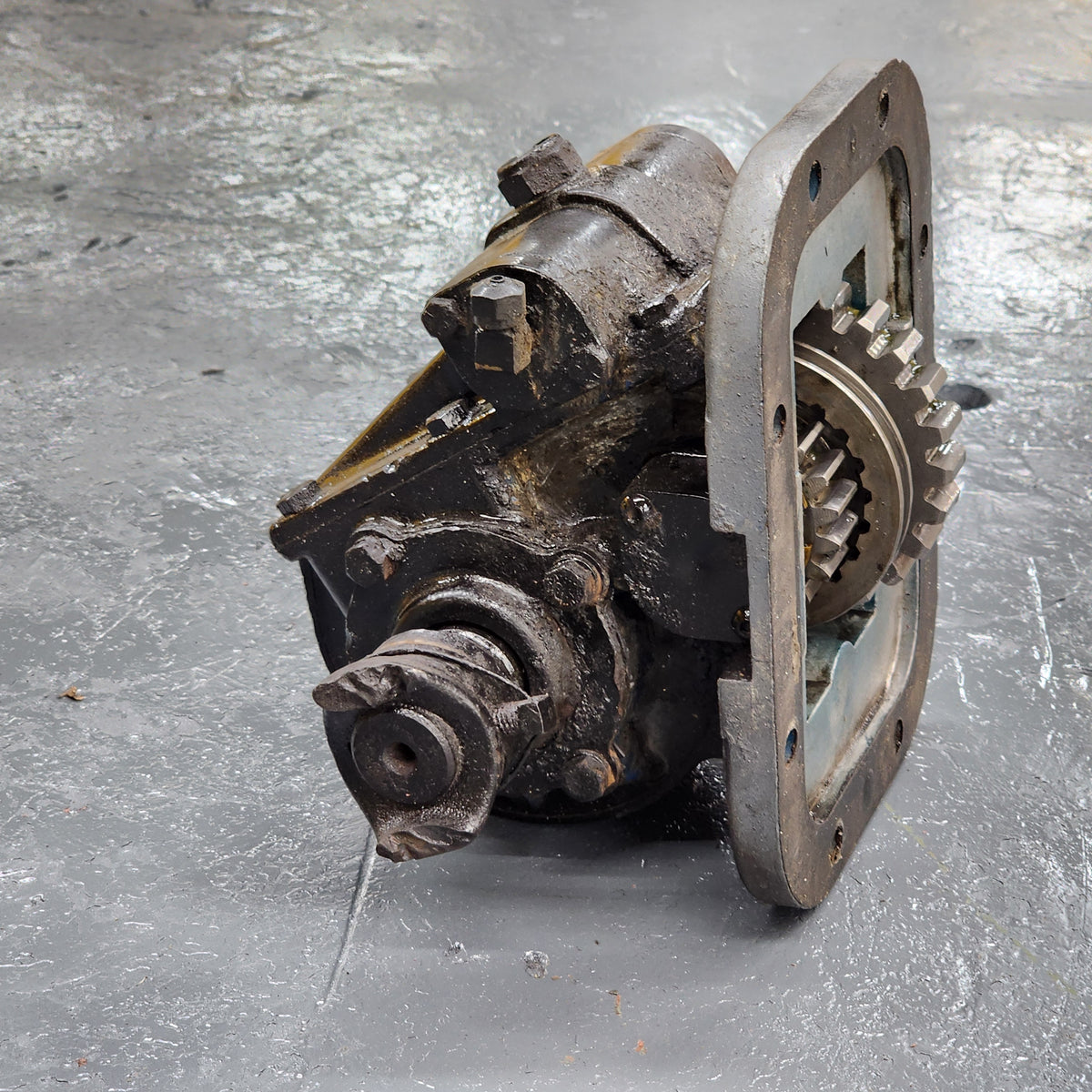 Muncie PTO For Sale, Patent # 4573365, 4573366 – CA Truck Parts, Inc.