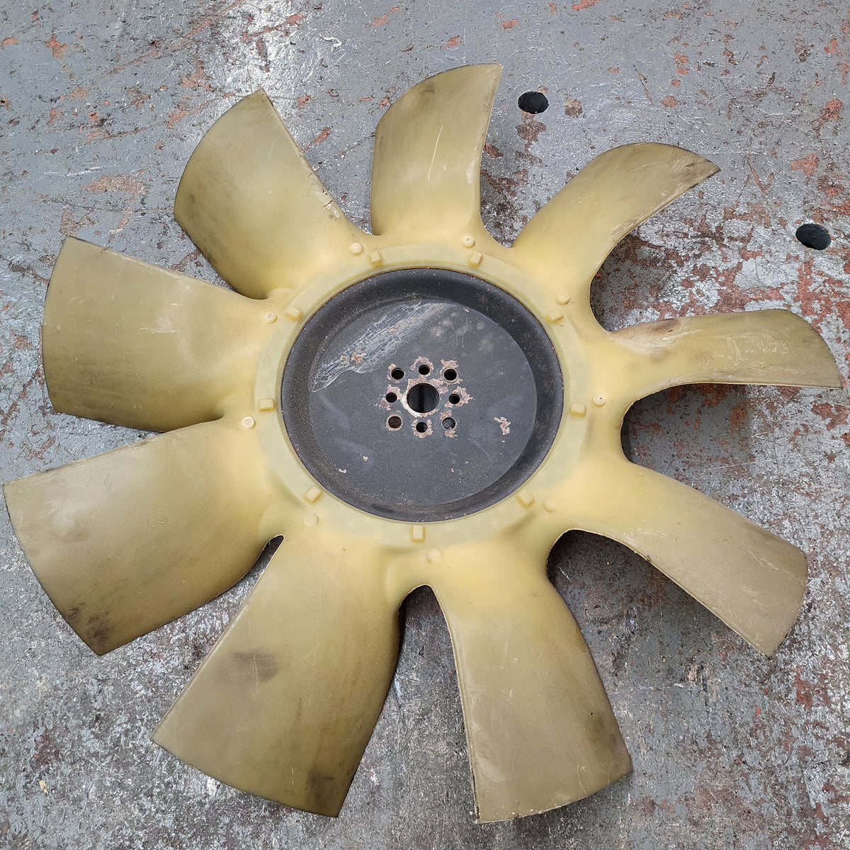 BorgWarner 24" Fan Blade For Sale – CA Truck Parts, Inc.