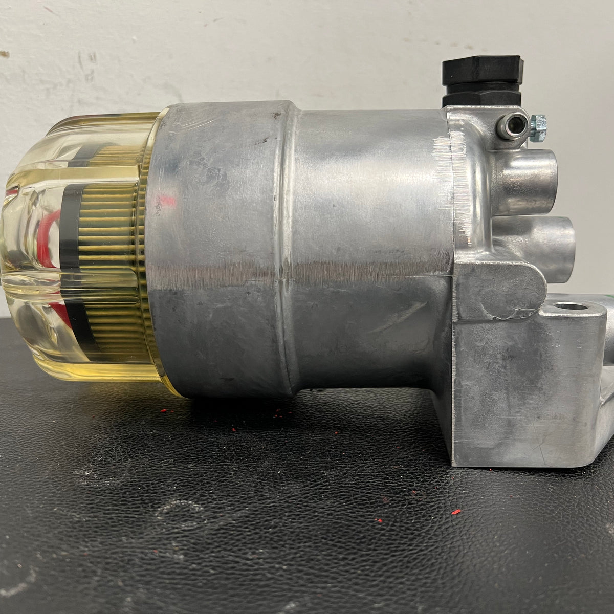 Isuzu Fuel Filter Assembly 8981438260 For Sale – CA Truck Parts, Inc.