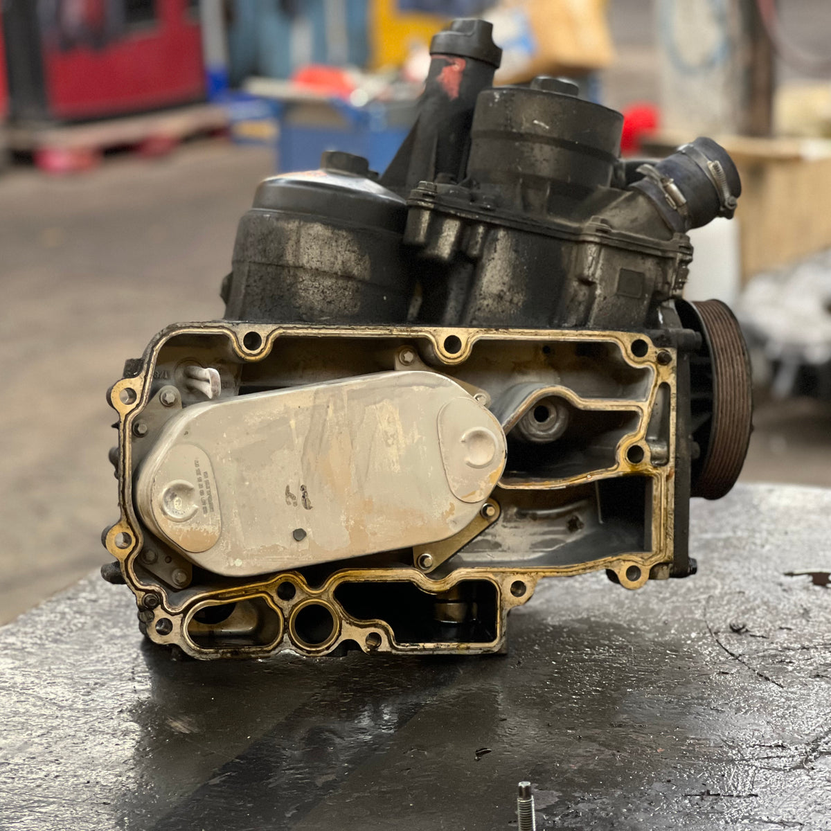 Detroit DD13 Oil Filter Housing / Thermostat / Water Pump Module Part ...